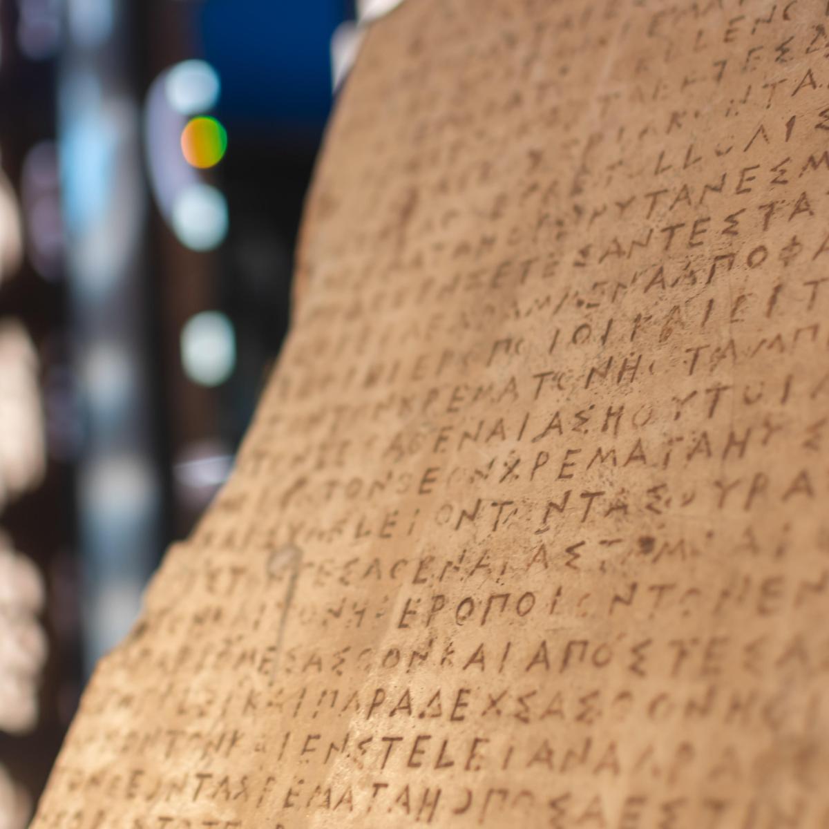 Champollion et les Écritures du Monde | Figeac Tourisme, Vallées du Lot ...