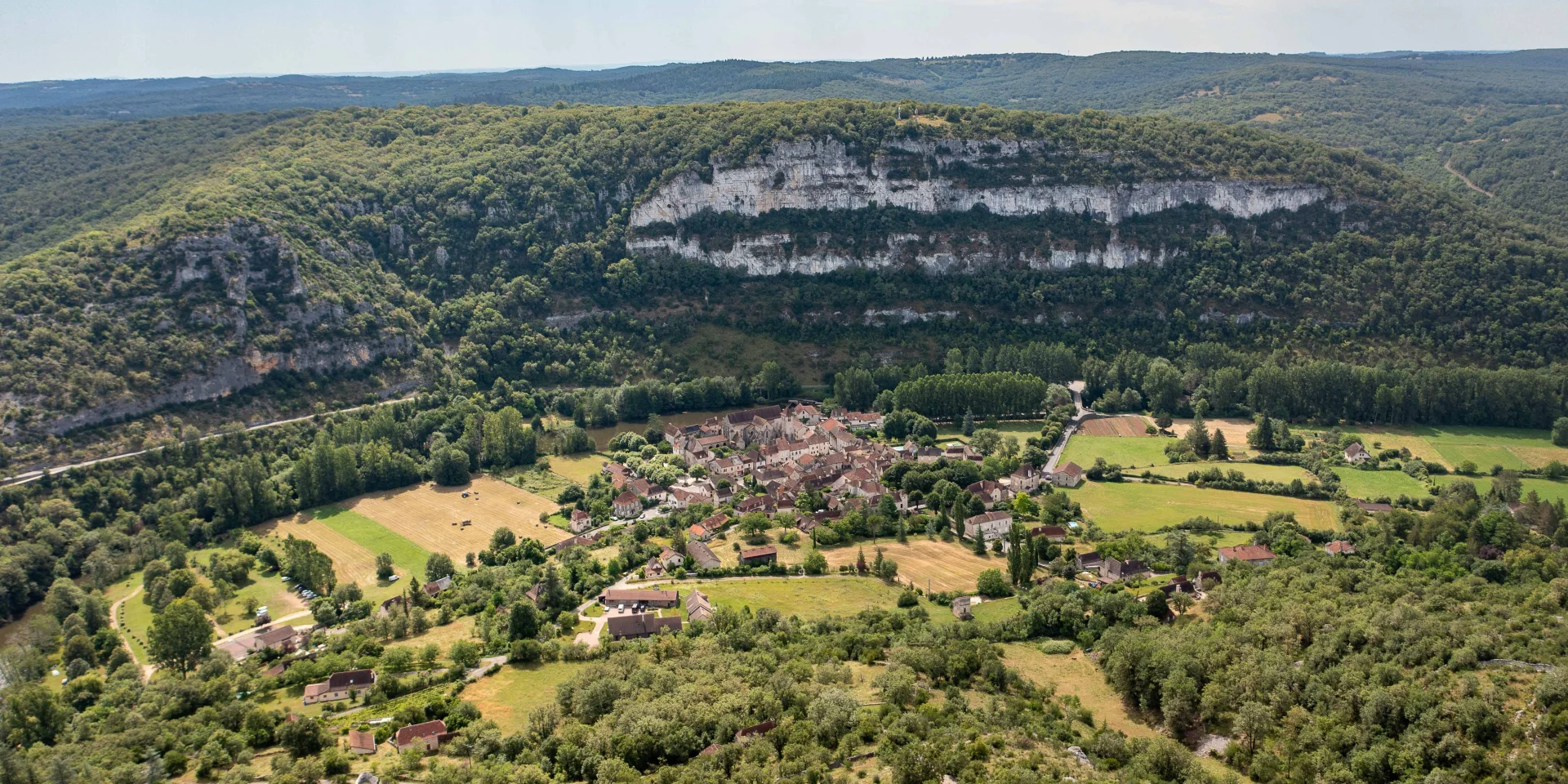 Découvrir la vallée du Célé | Figeac Tourisme, Vallées du Lot et du Célé
