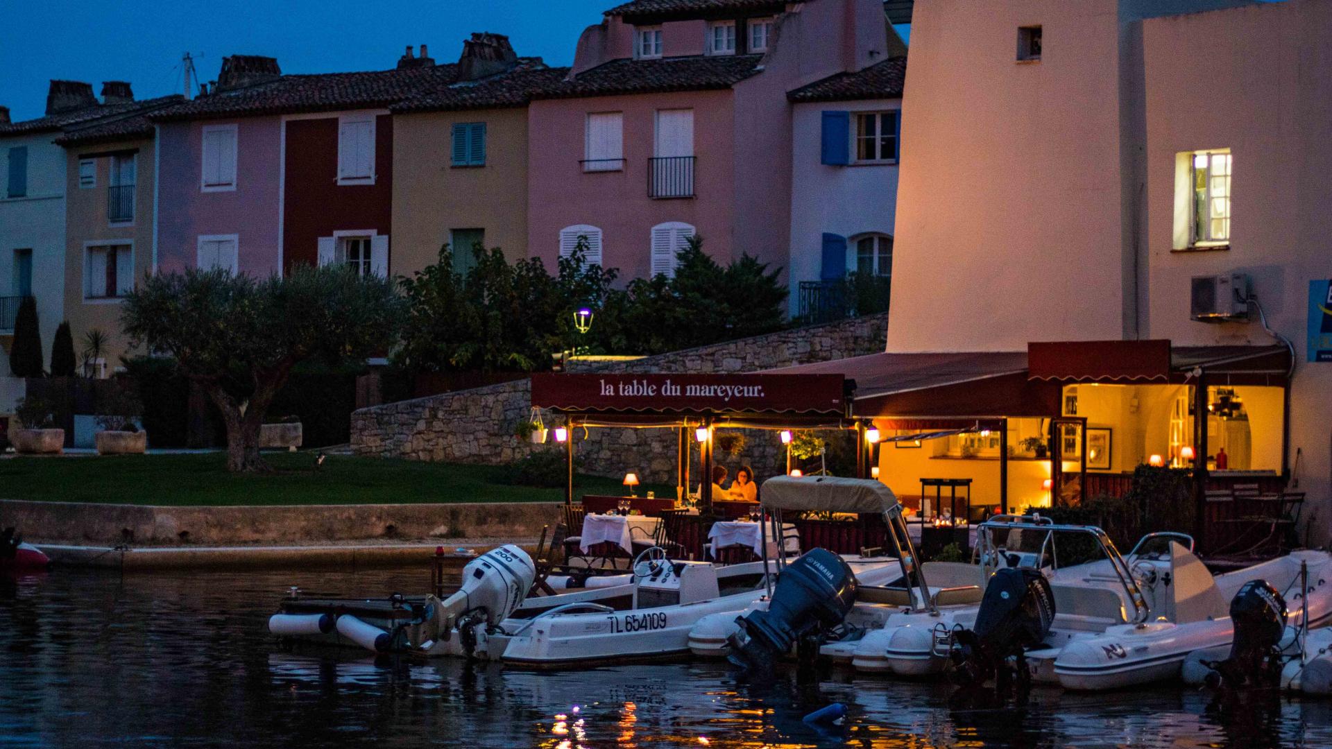 Romantisches Dinner in Port Grimaud | Der Charme der Provence und der ...