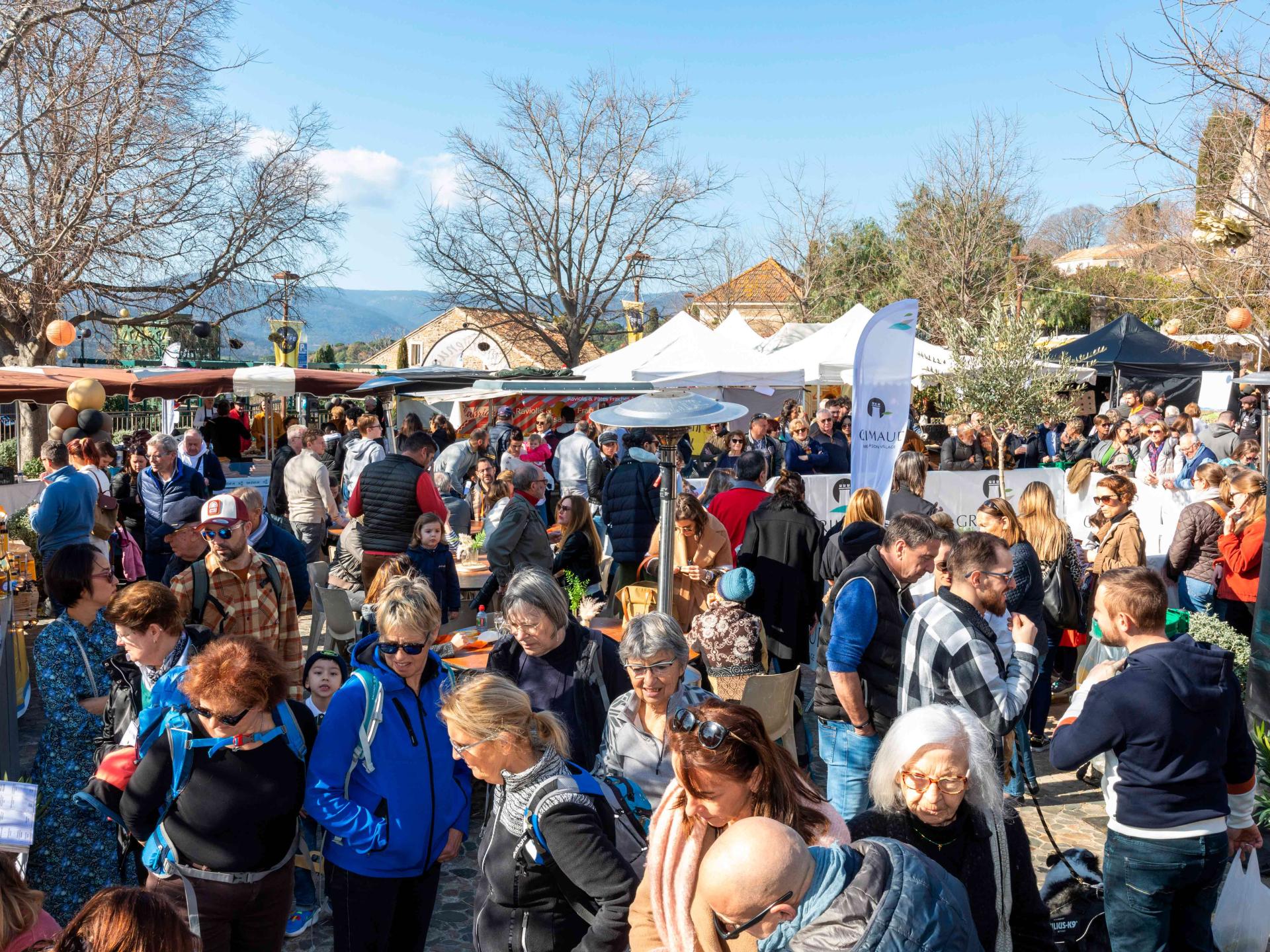 The “Truffle Festival” market | Charm of Provence & French Riviera