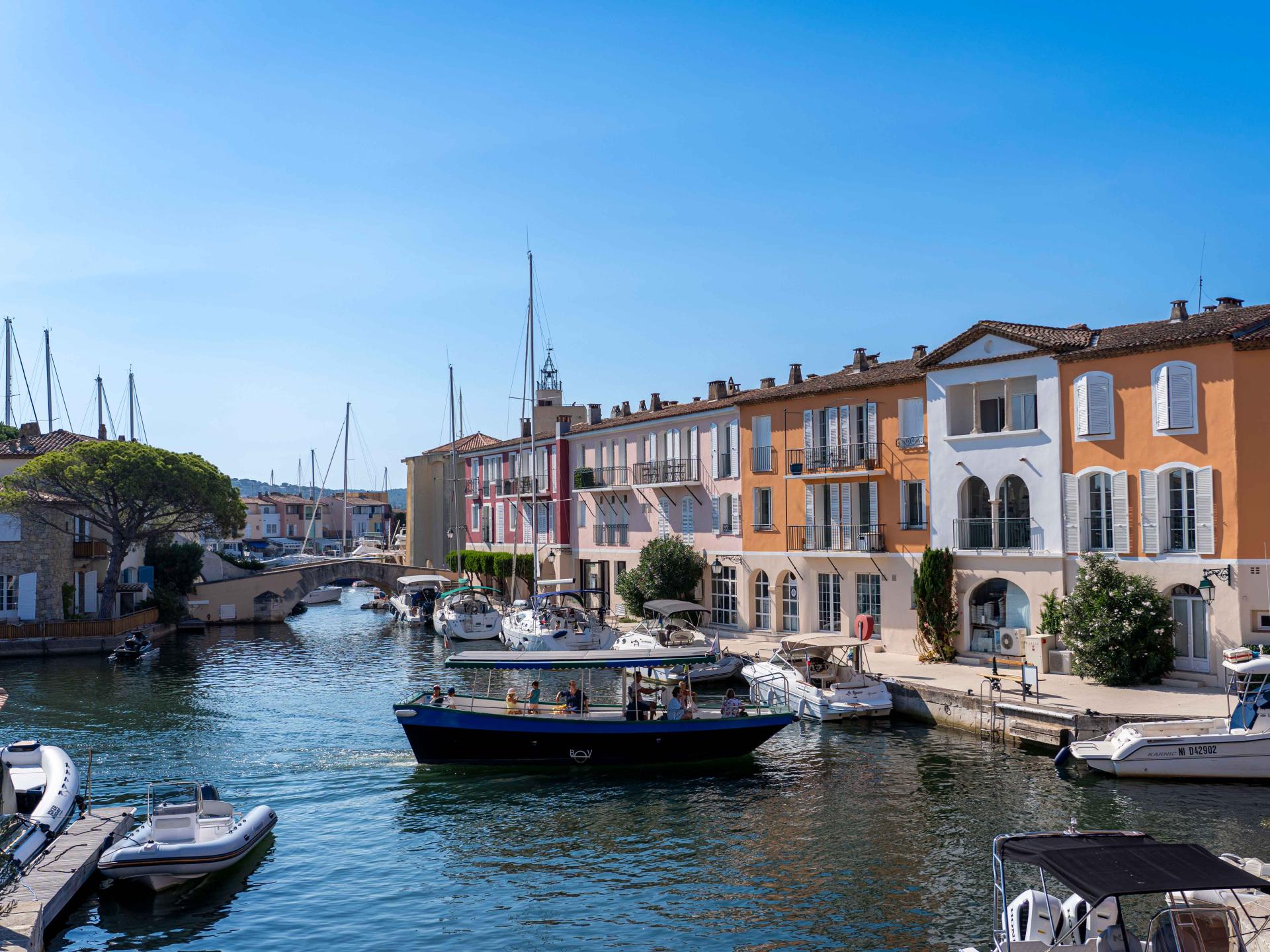 Port Grimaud details | Charm of Provence & French Riviera