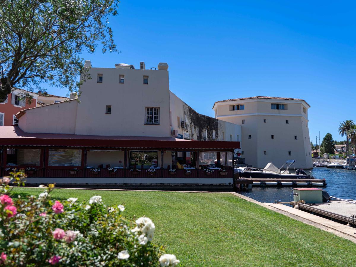 Port Grimaud: a unique lakeside town | Charm of Provence & French Riviera
