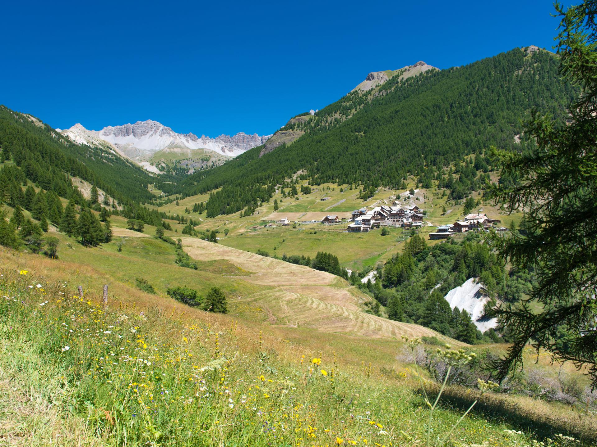 Les étapes du Tour du Queyras | Vacances montagne dans le Queyras ...