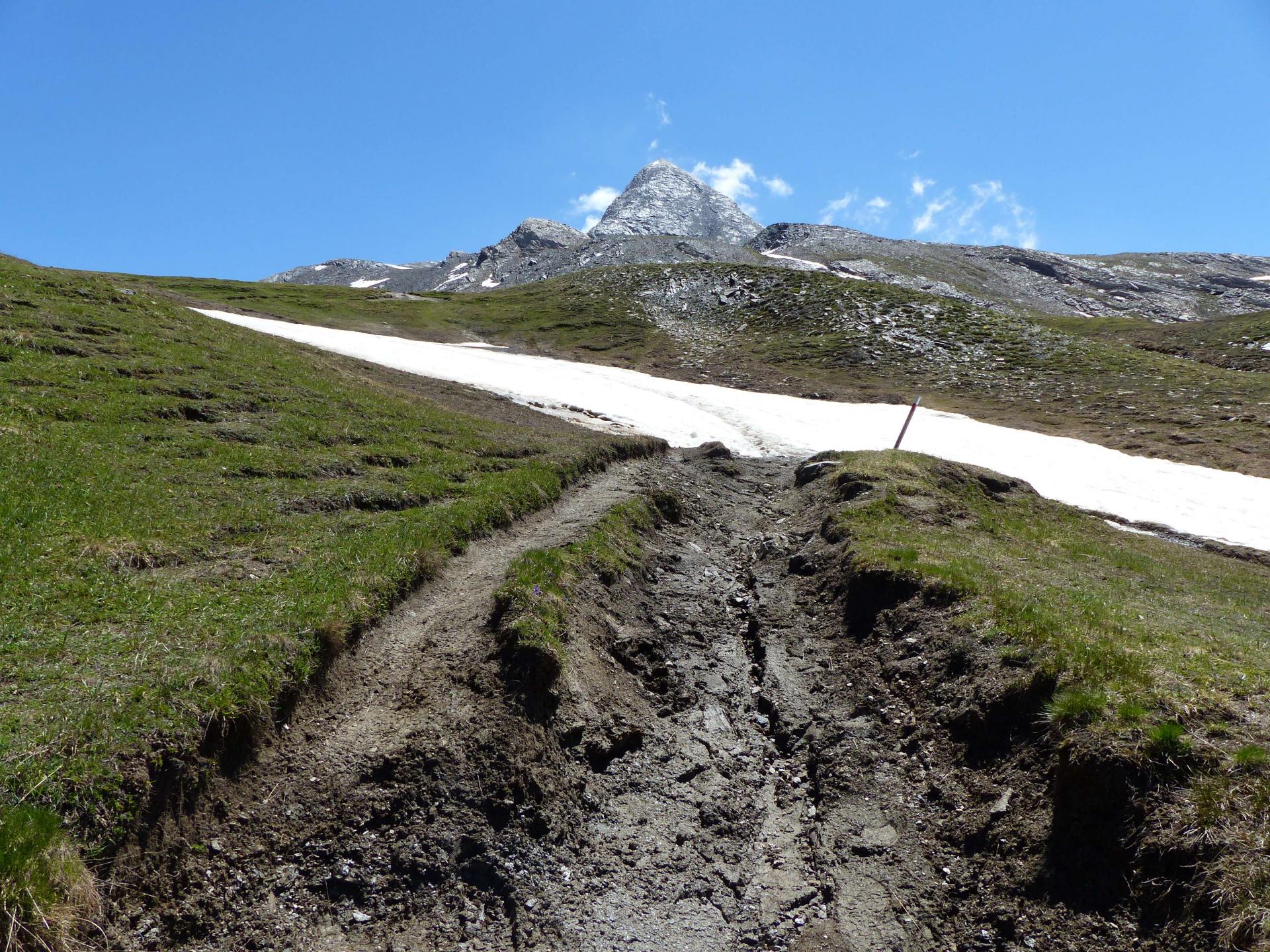 Col Agnel entre Queyras et Italie – le 2ème plus haut col routier des Alpes