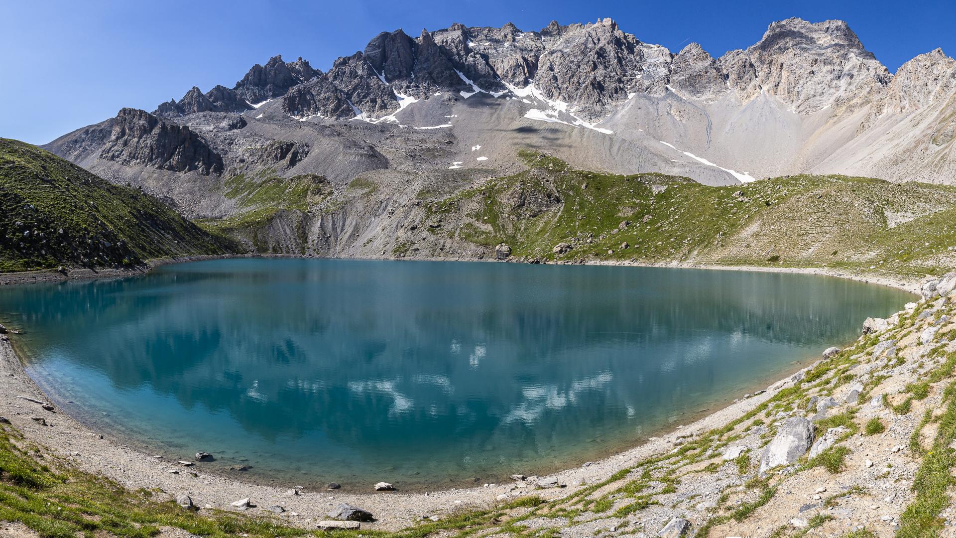 Col Agnel entre Queyras et Italie – le 2ème plus haut col routier des Alpes