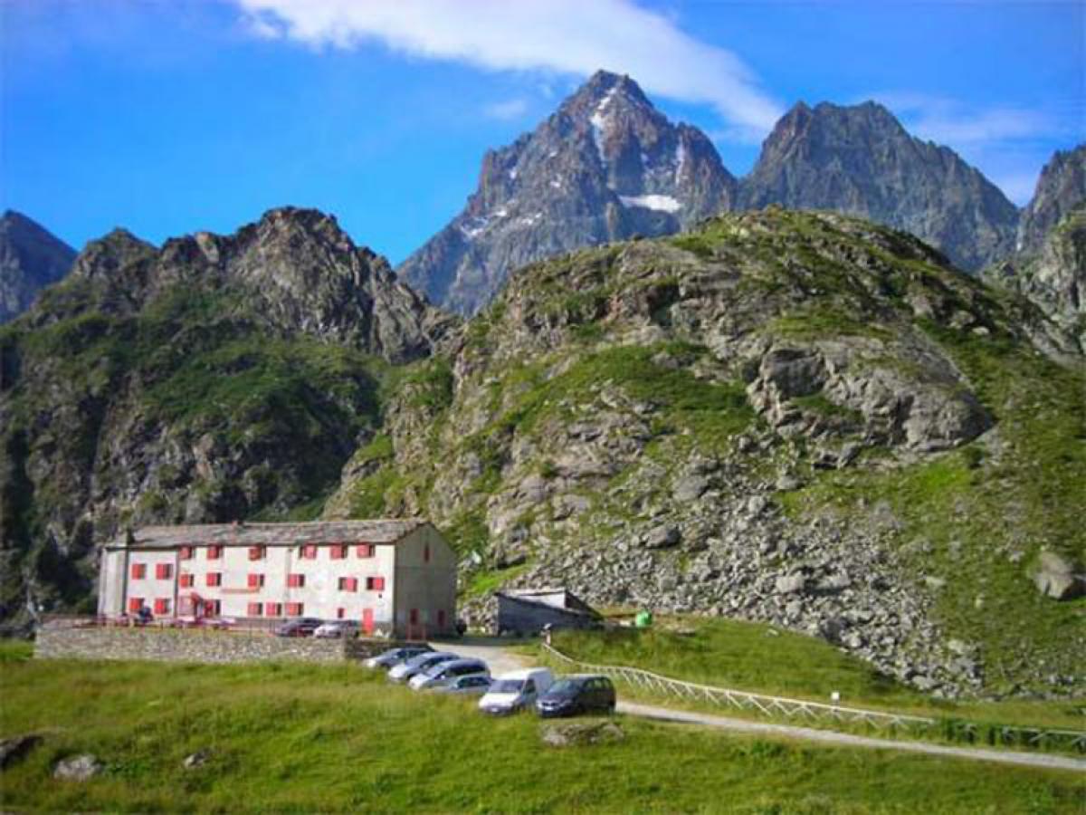 Les refuges italiens dans les Alpes proche du Queyras côté italien