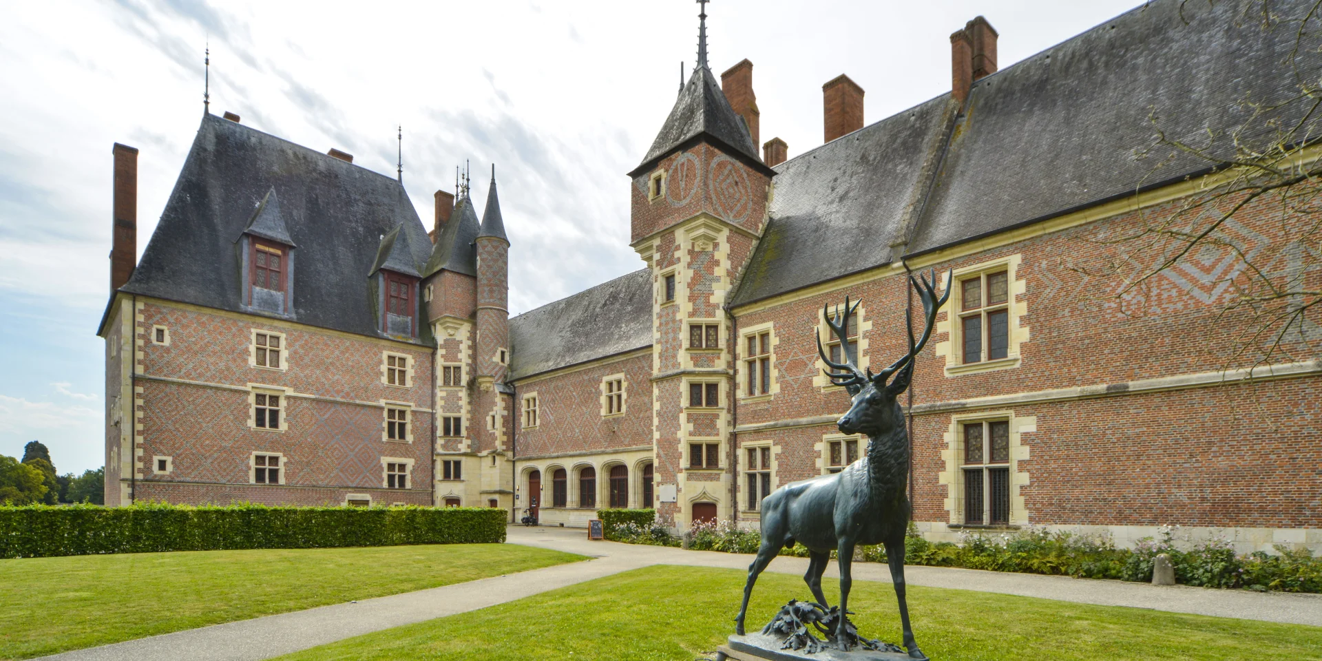 Gien Castle-Museum | The route Jacques-Coeur