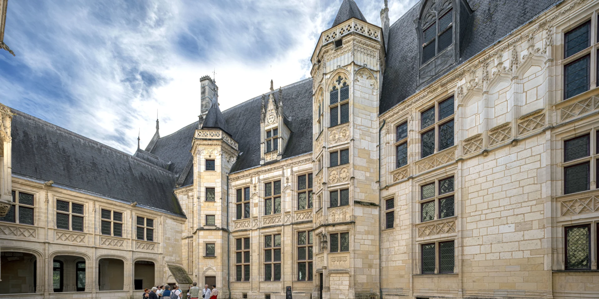 Palais Jacques Cœur | La route Jacques-Coeur