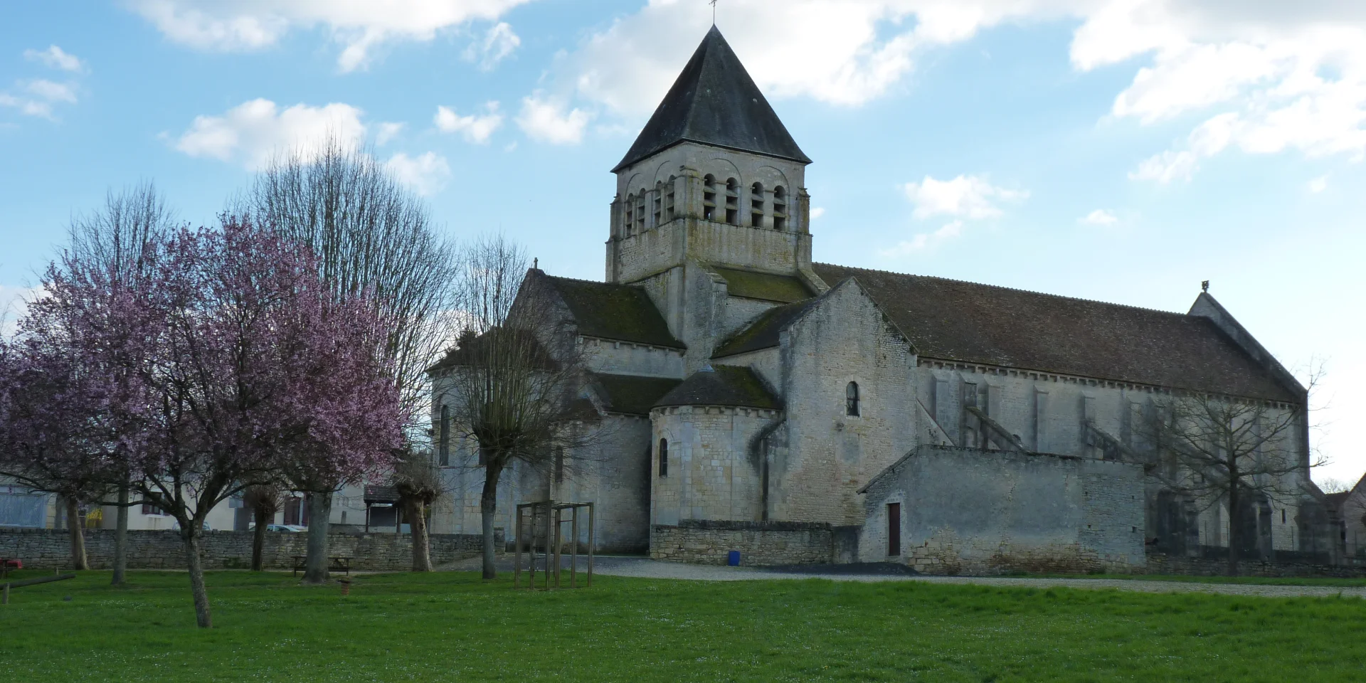Village of La Celle | The route Jacques-Coeur