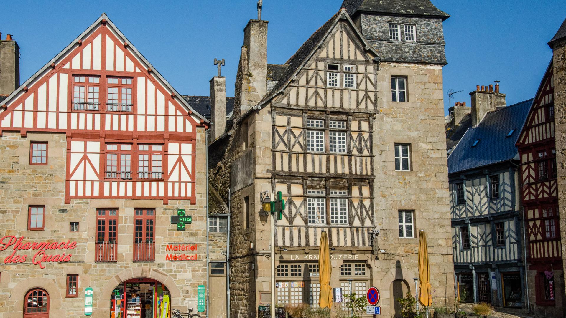 The Pink Granite Coast without my car | Office de Tourisme de la Côte de Granit Rose