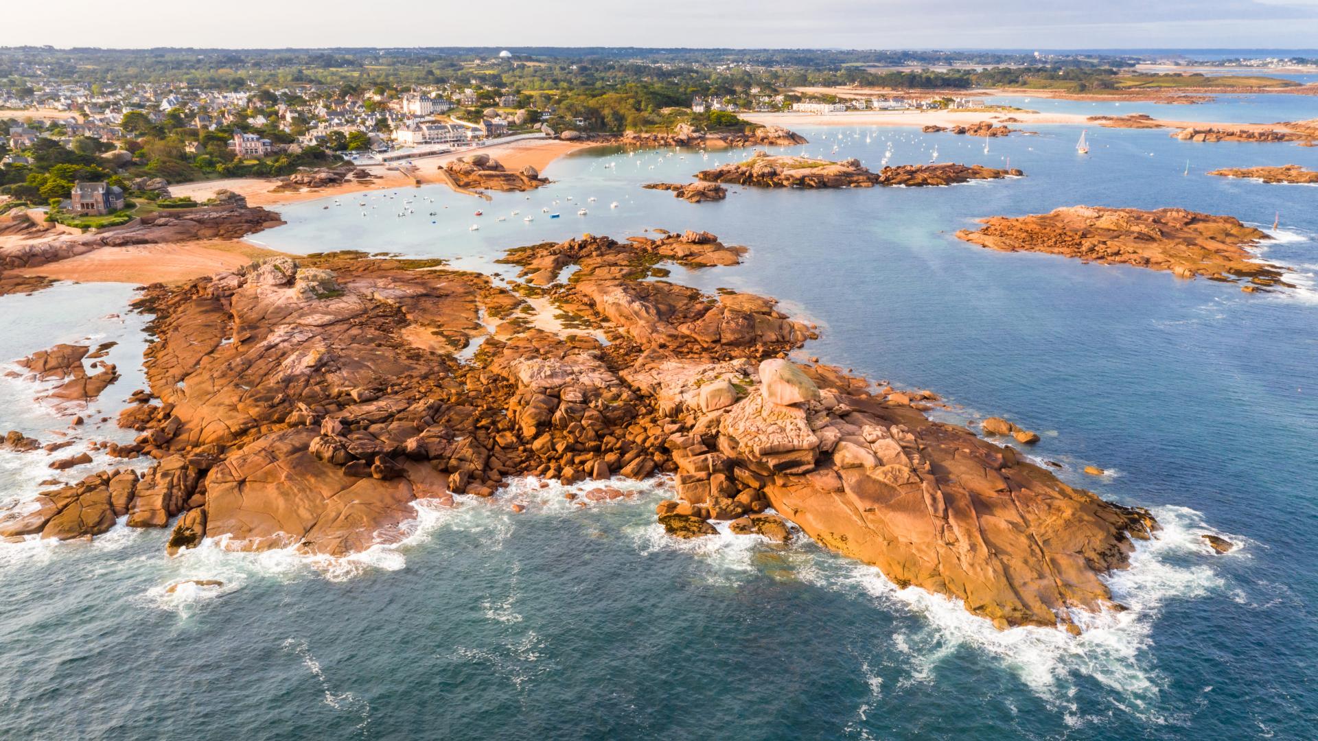 La Côte de Granit Rose sans ma voiture | Office de Tourisme de la Côte ...