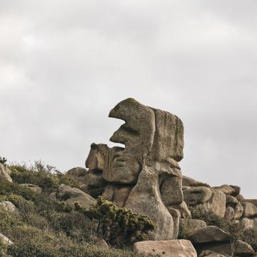 Top 10 des rochers les plus insolites | Office de Tourisme de la Côte ...
