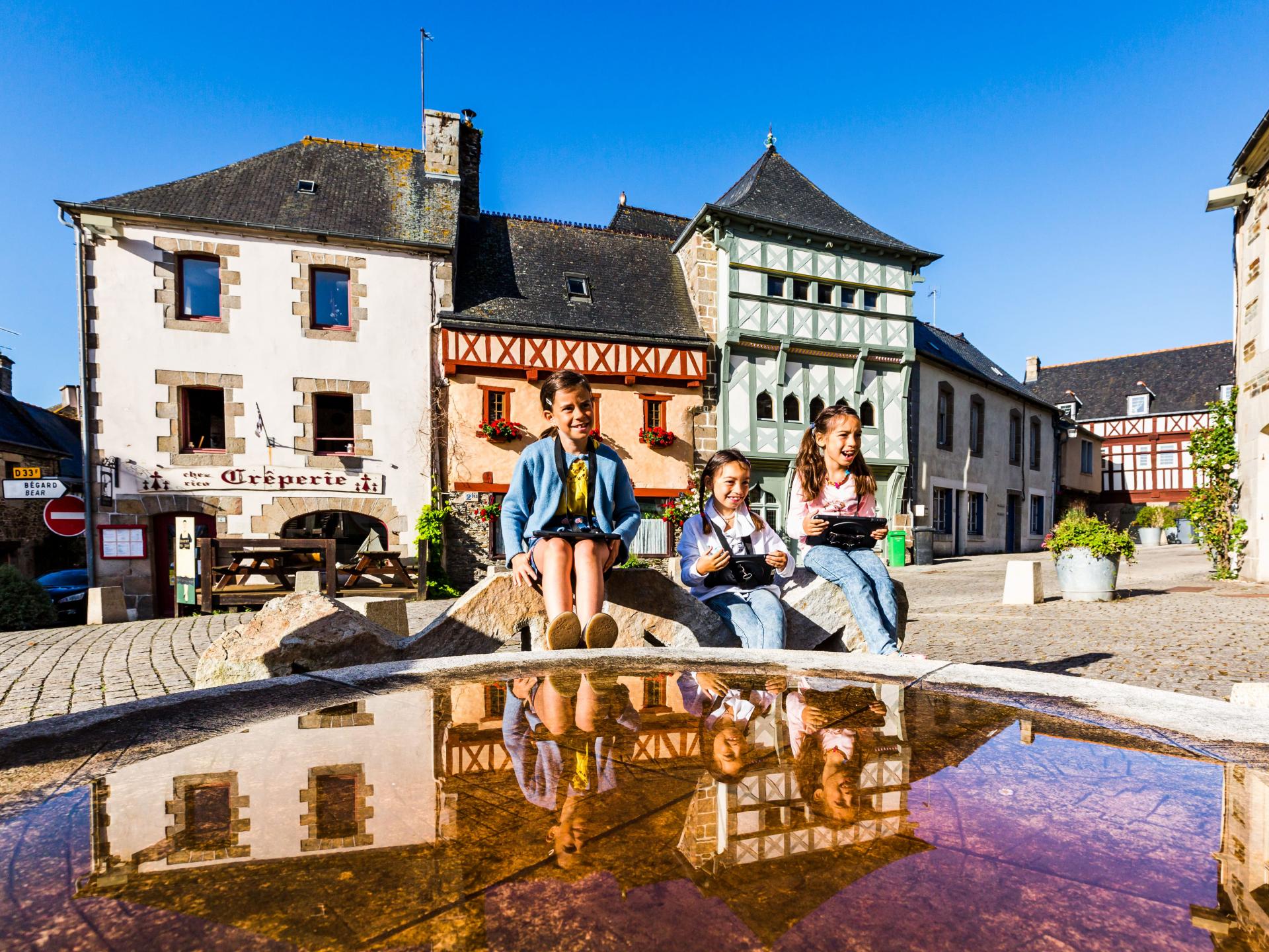À la découverte de La Roche-Derrien et de son patrimoine | Office de ...