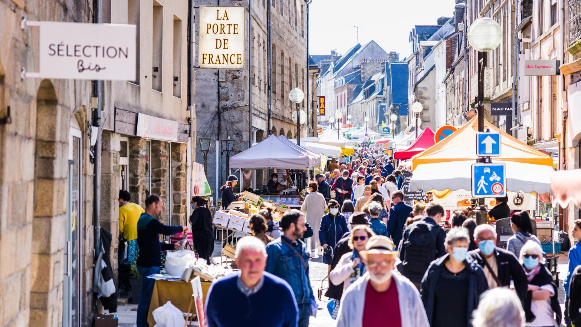 Top 10 des marchés | Office de Tourisme de la Côte de Granit Rose