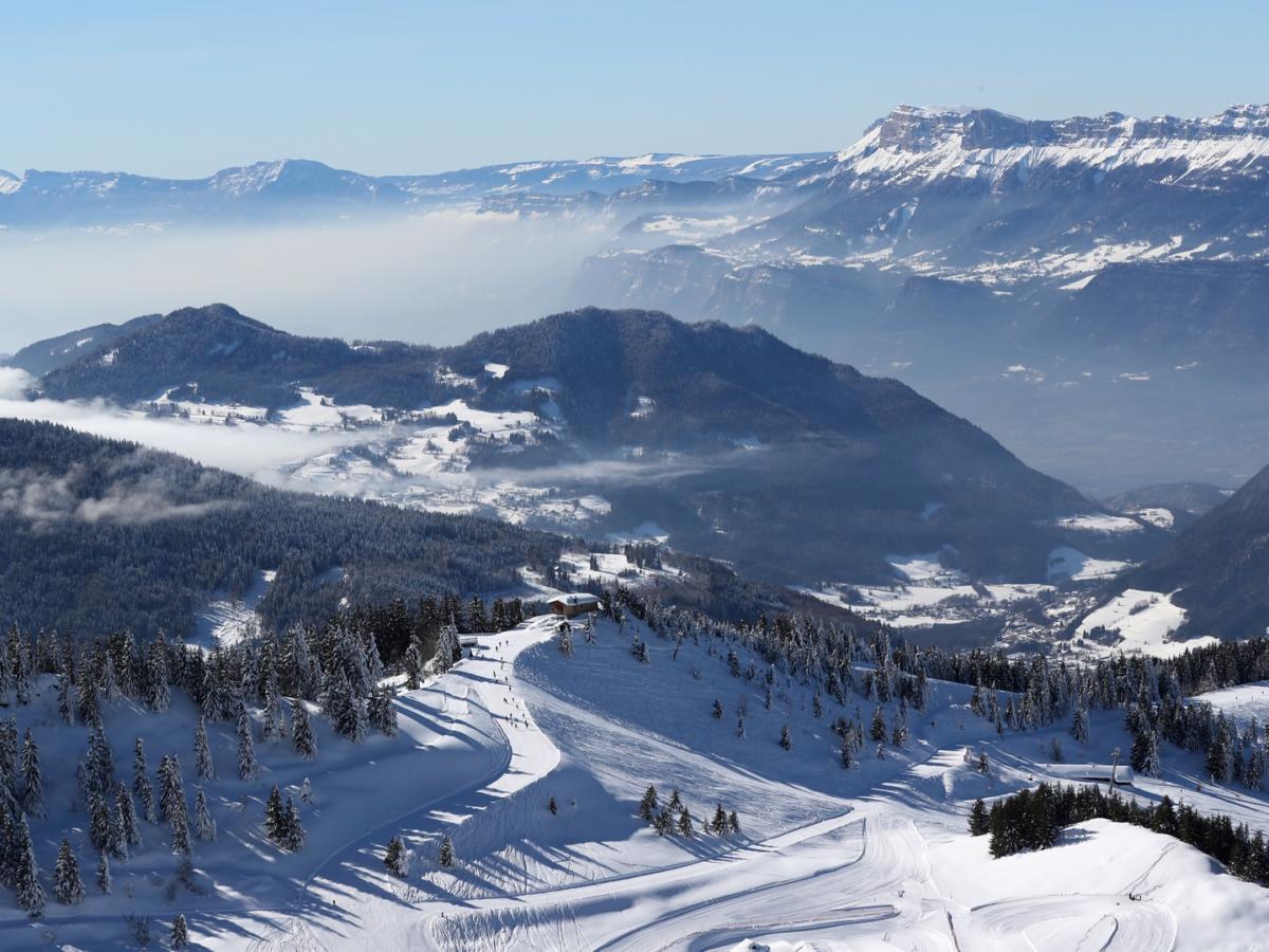 Domaine Skiable Le Collet : 27 Pistes & 35 km | Belledonne Le Domaine ...