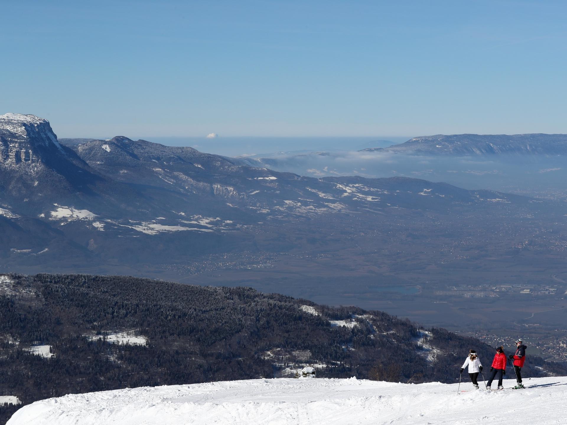 Domaine Skiable Le Collet : 27 Pistes & 35 km | Belledonne Le Domaine ...