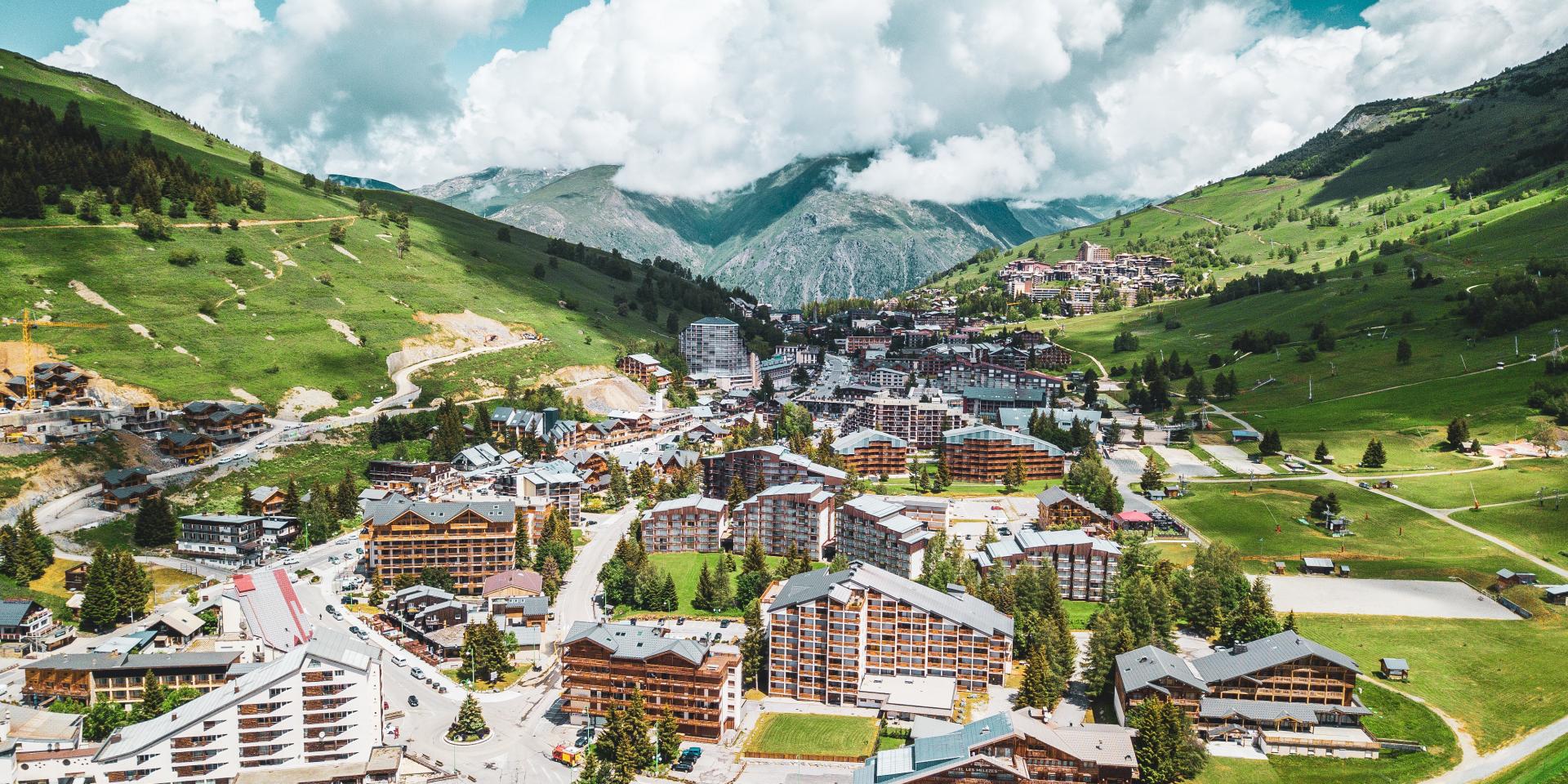 Webcam live | Tourist office of Les 2 Alpes, vacations and mountain stay