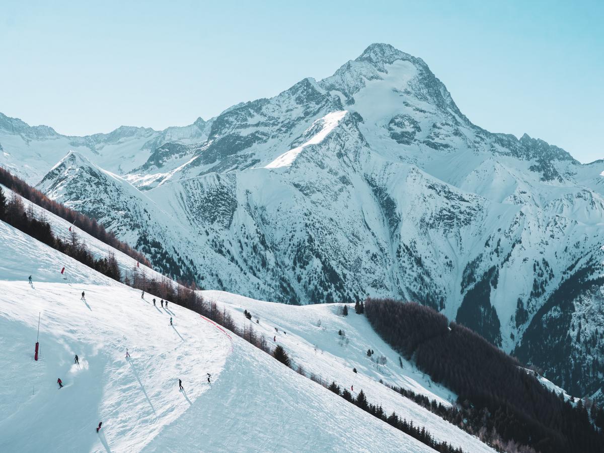 Organise and book your ski holiday in Les 2 Alpes | Ski resort Alps ...