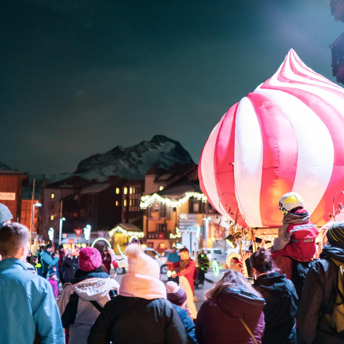 Les Deux Alpes christmas | Ski resort Alps : Les 2 Alpes tourist office ...