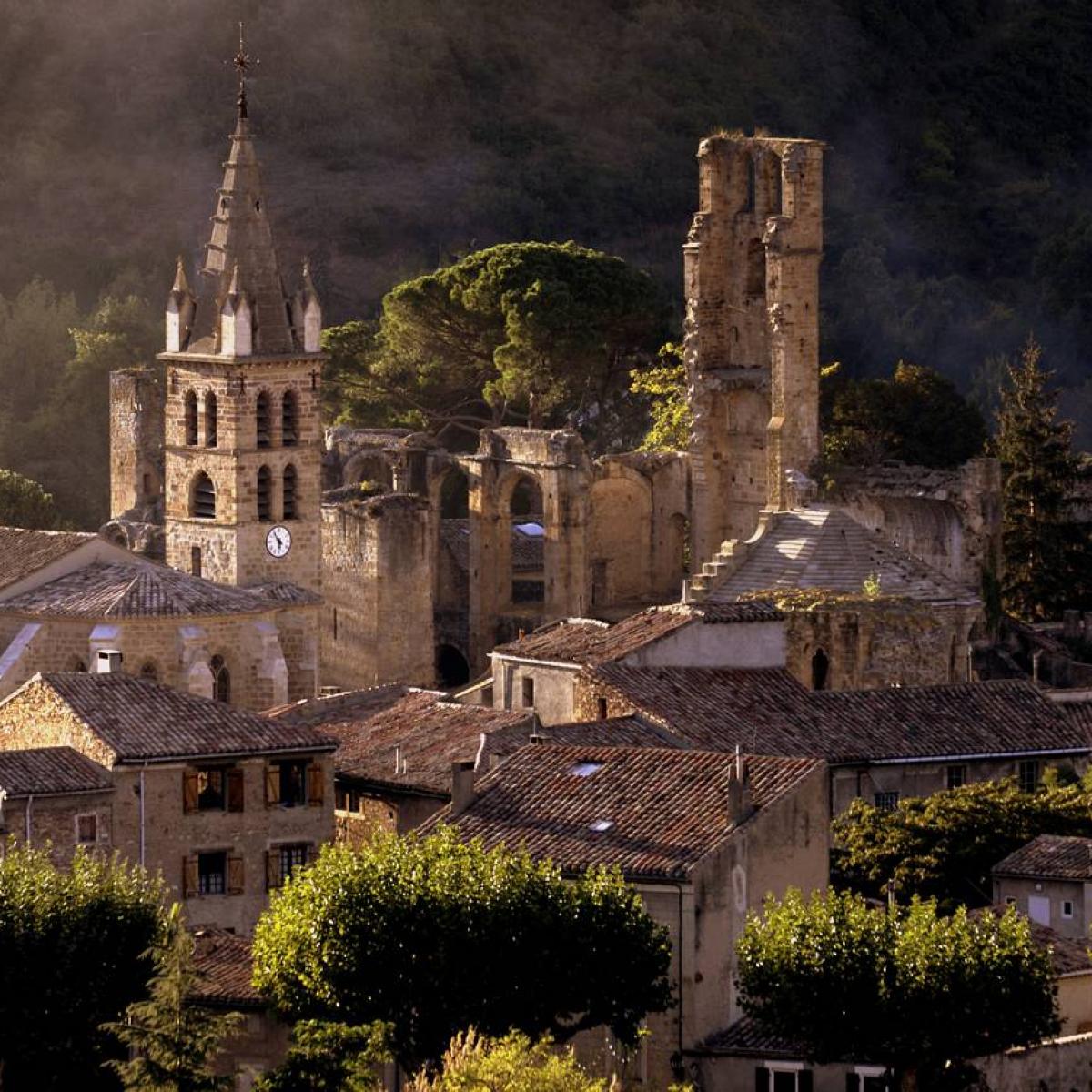Couiza | Limouxin Tourisme – Site Officiel de l’Office de tourisme du ...