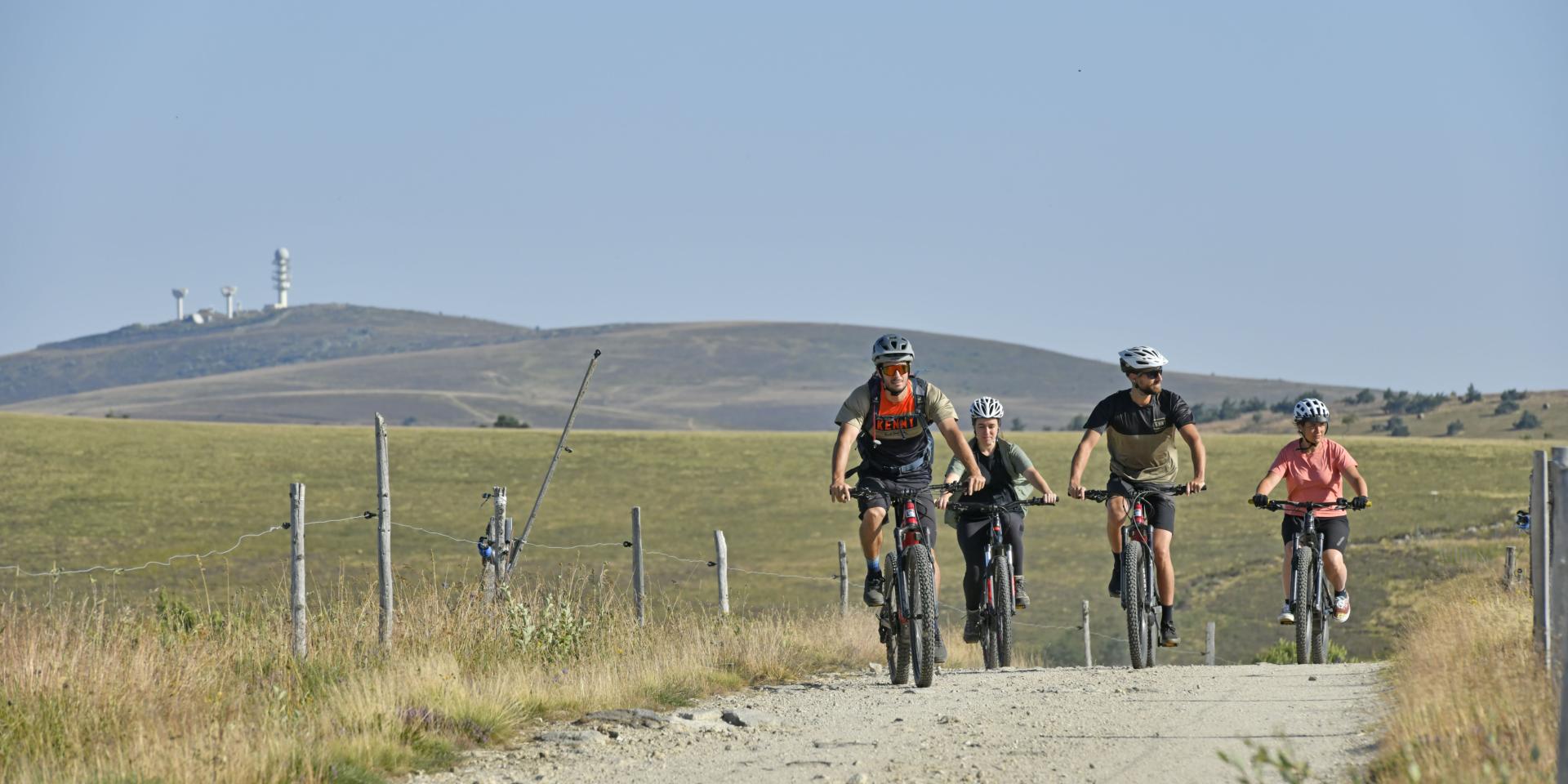 A mountain bike tour of the Livradois-Forez region | Vacances en ...