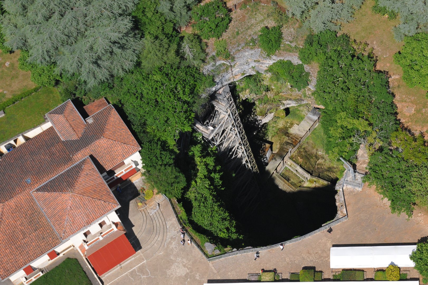 Gouffre de Padirac dans le Lot : visitez un site unique en France