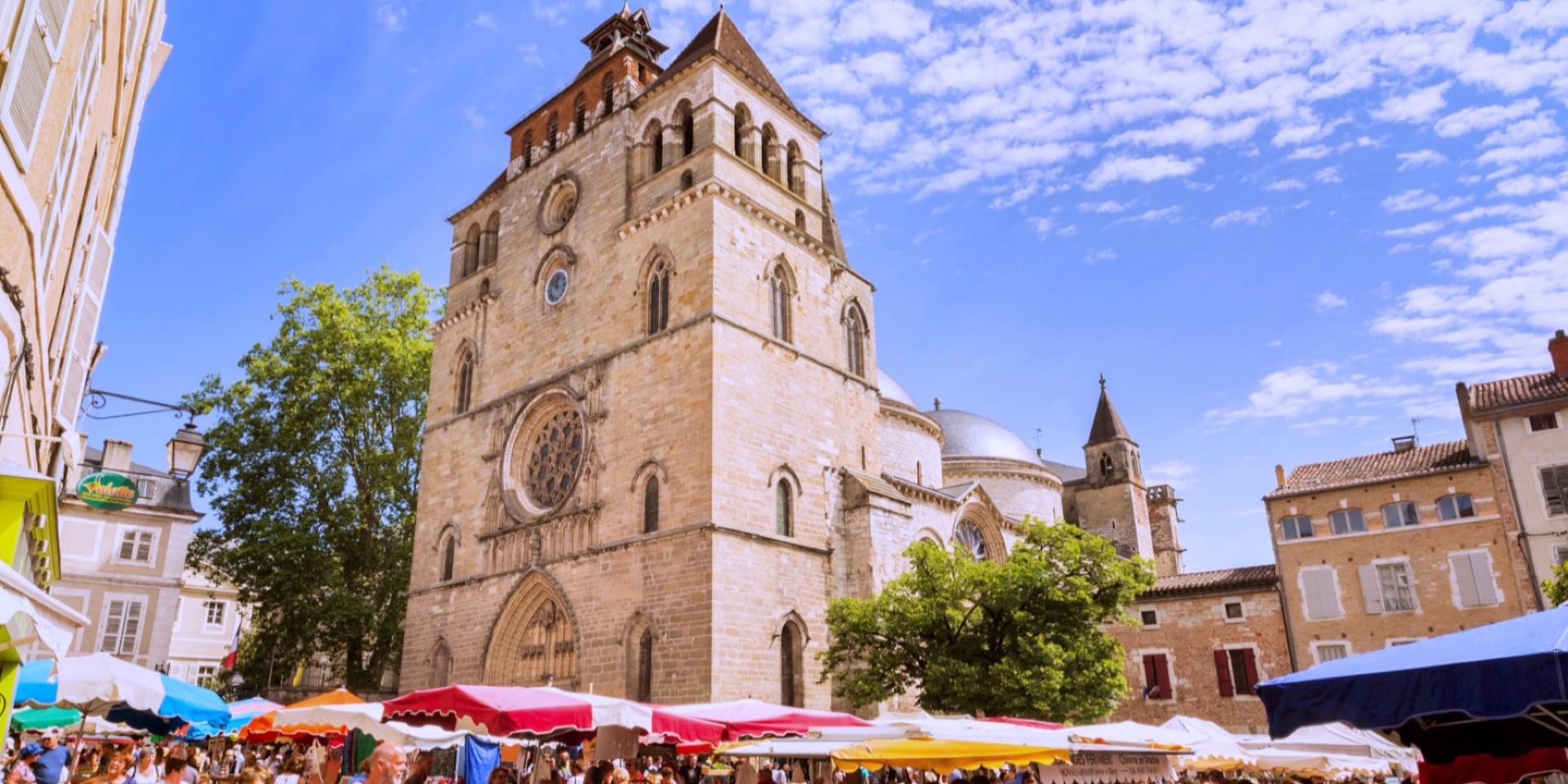 Cahors, ville d’art et d’histoire dans la vallée du Lot