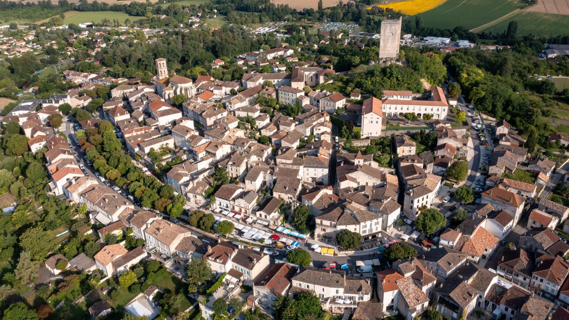 Montcuq-en-Quercy-Blanc