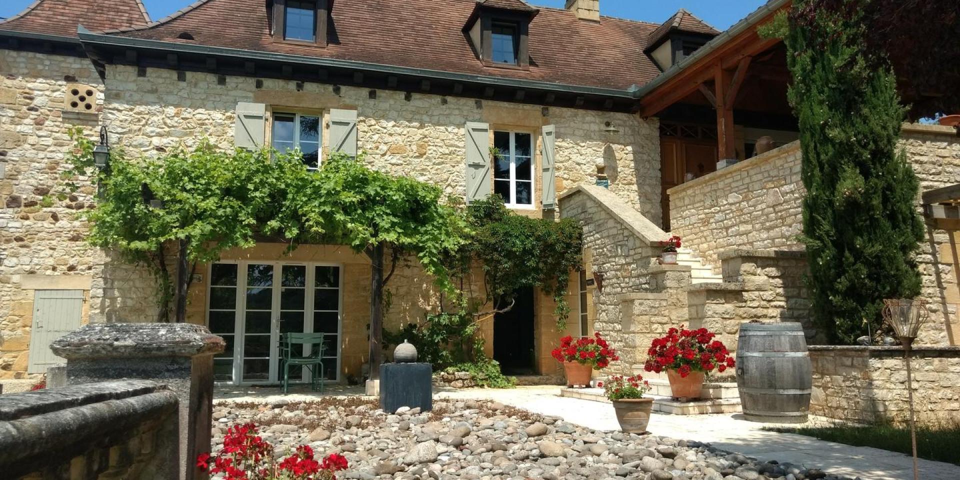 Gîtes et chambres d’hôtes à Gourdon | Tourisme Lot