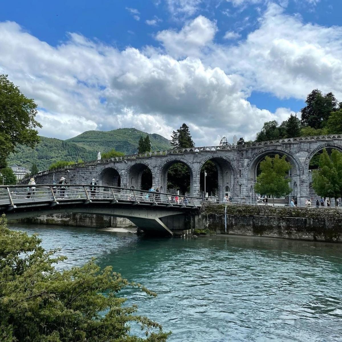 The Sanctuary live | Lourdes Tourist Office