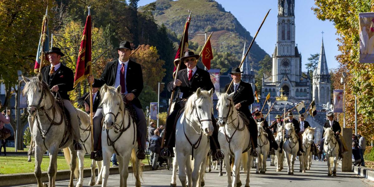 Le Pèlerinage des Gardians | Office de Tourisme de Lourdes
