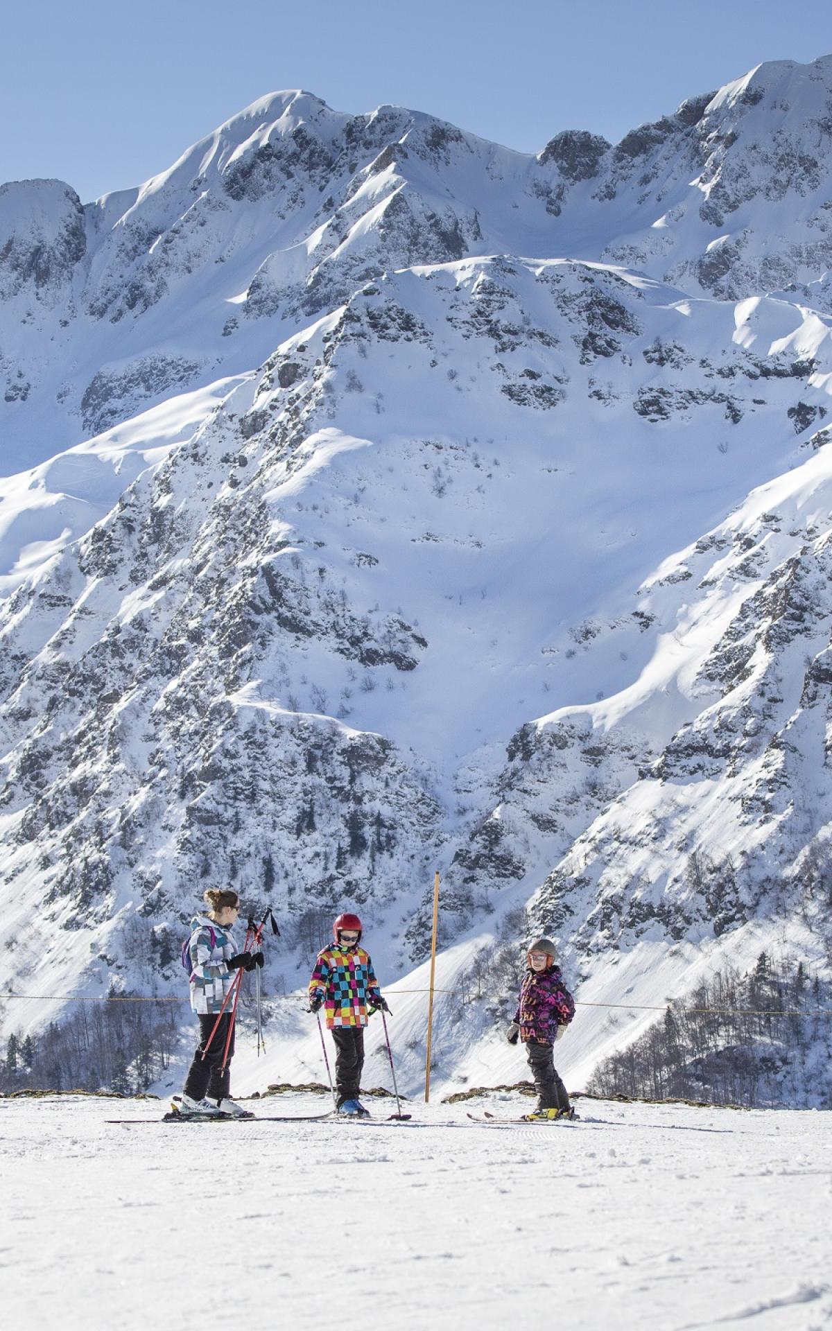 Découvrir le ski au Hautacam | Office de Tourisme de Lourdes