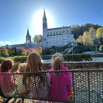 O Santuário de Notre Dame de Lourdes ao vivo | Posto de Turismo de Lourdes