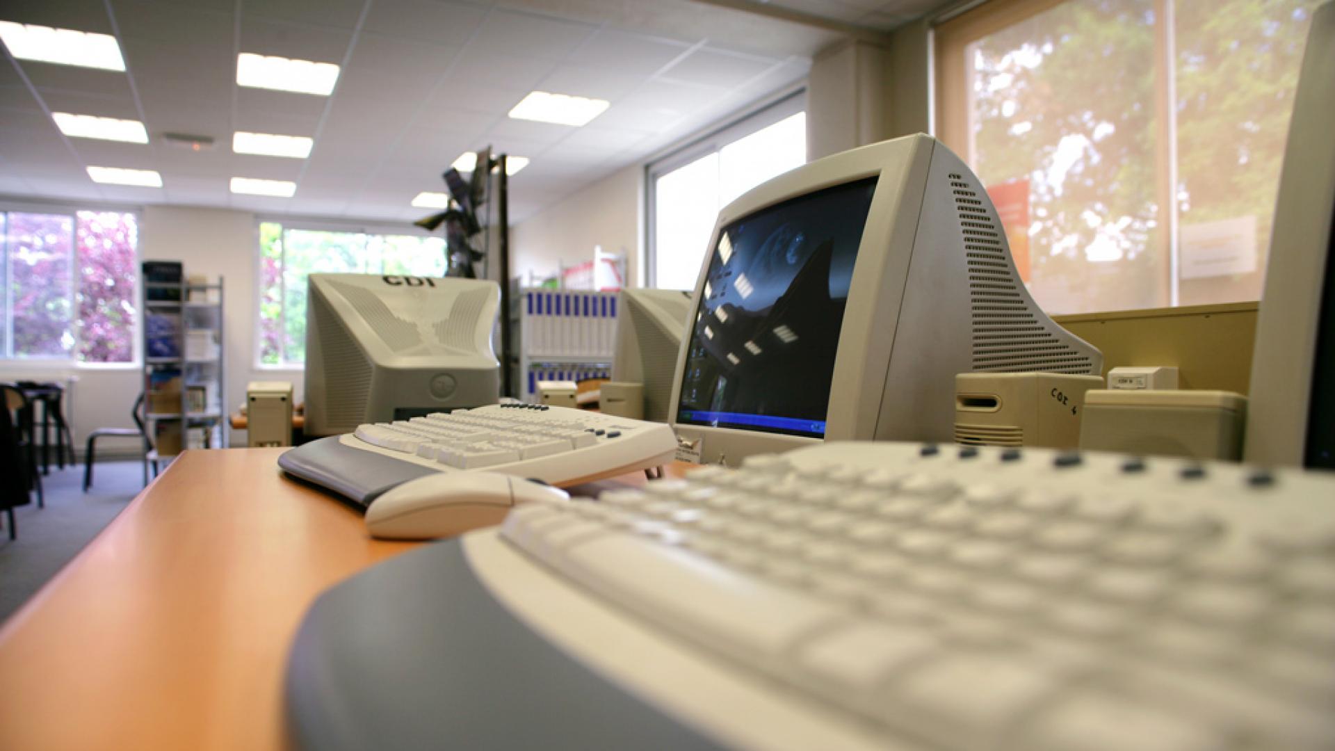 Bibliothèque et salle multimédia de Mende | La culture à portée de main ...