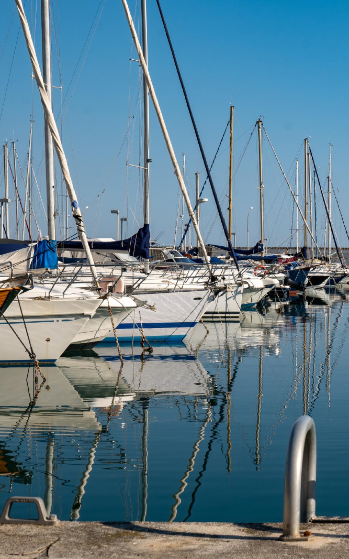 Sea & water sports | Menton, Riviera & Merveilles Tourist Office
