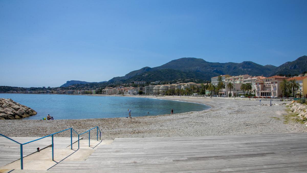 Les plages | Office de Tourisme Menton, Riviera & Merveilles