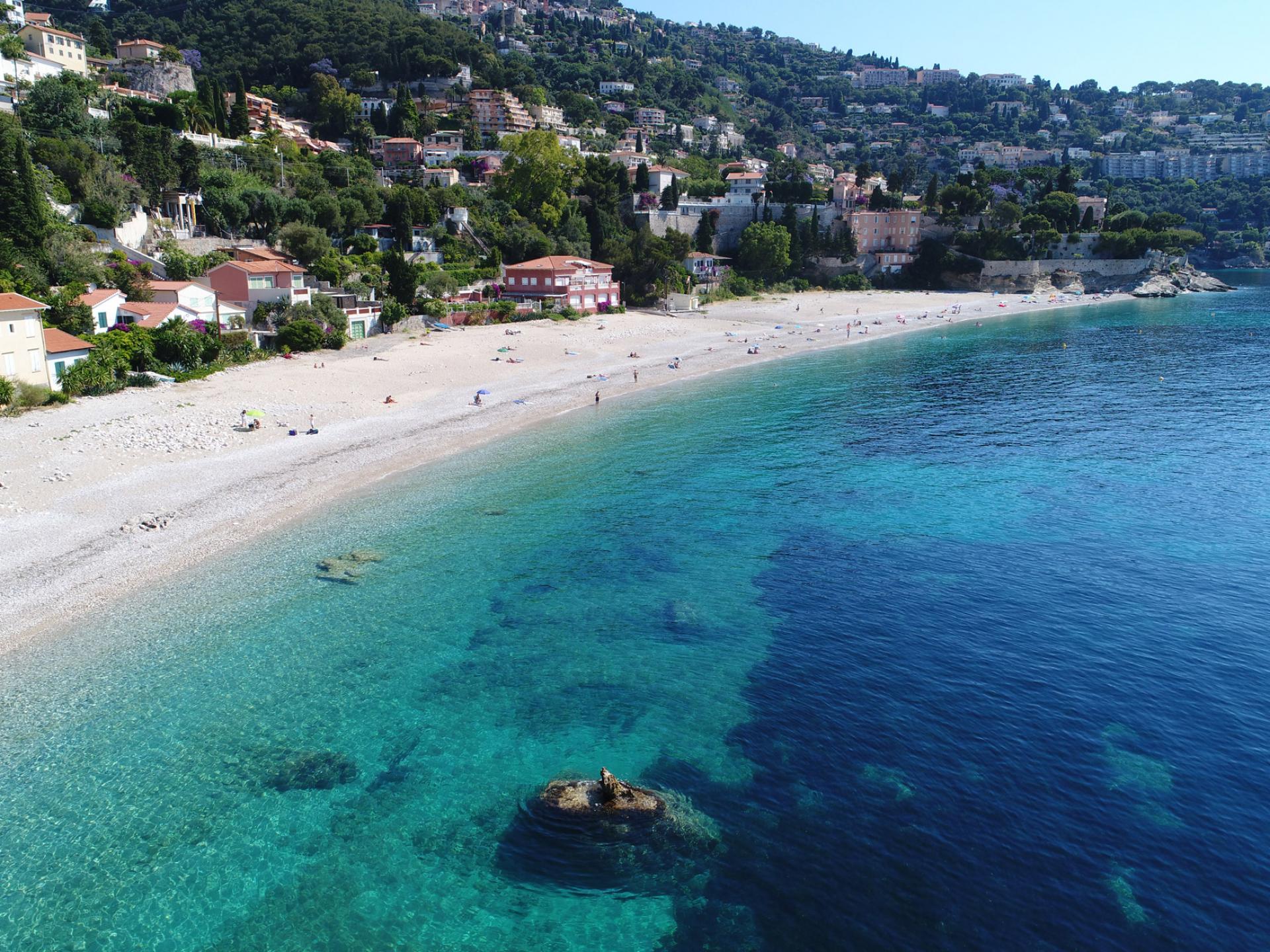 Les plages | Office de Tourisme Menton, Riviera & Merveilles