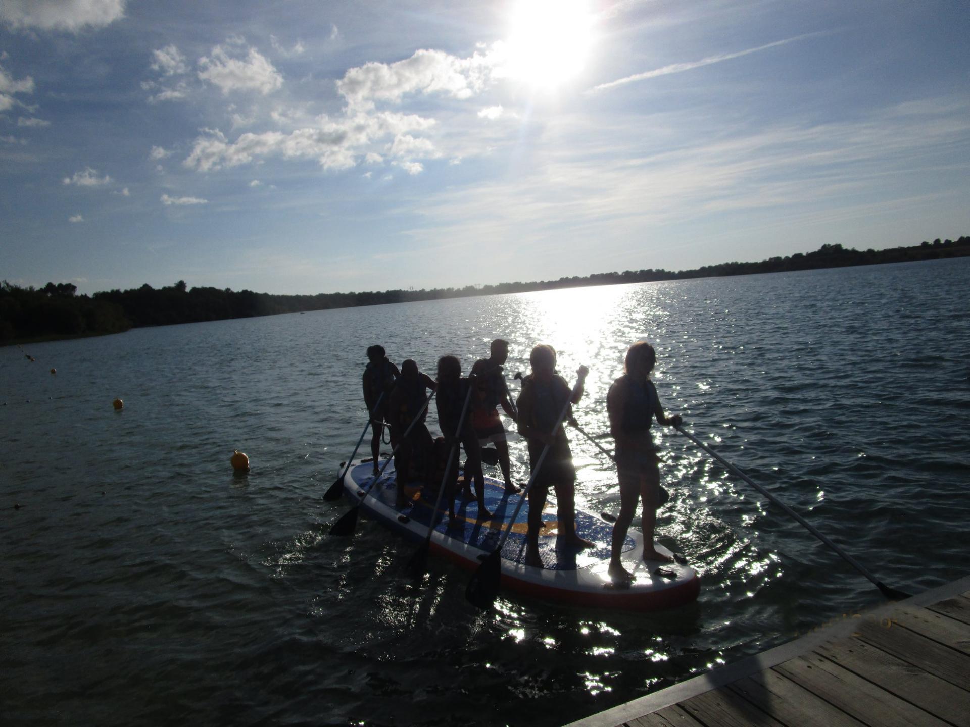 Paddle en famille au lac d’Arjuzanx | Mont de Marsan Tourisme