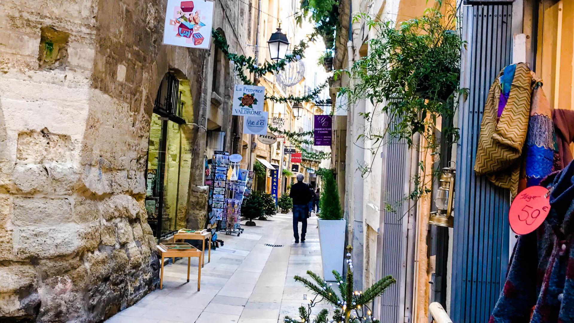 Iluminación y mercado de navidad | Montpellier Turismo