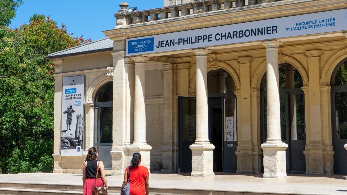 Take a stroll in the shade of medieval streets | Montpellier Tourism