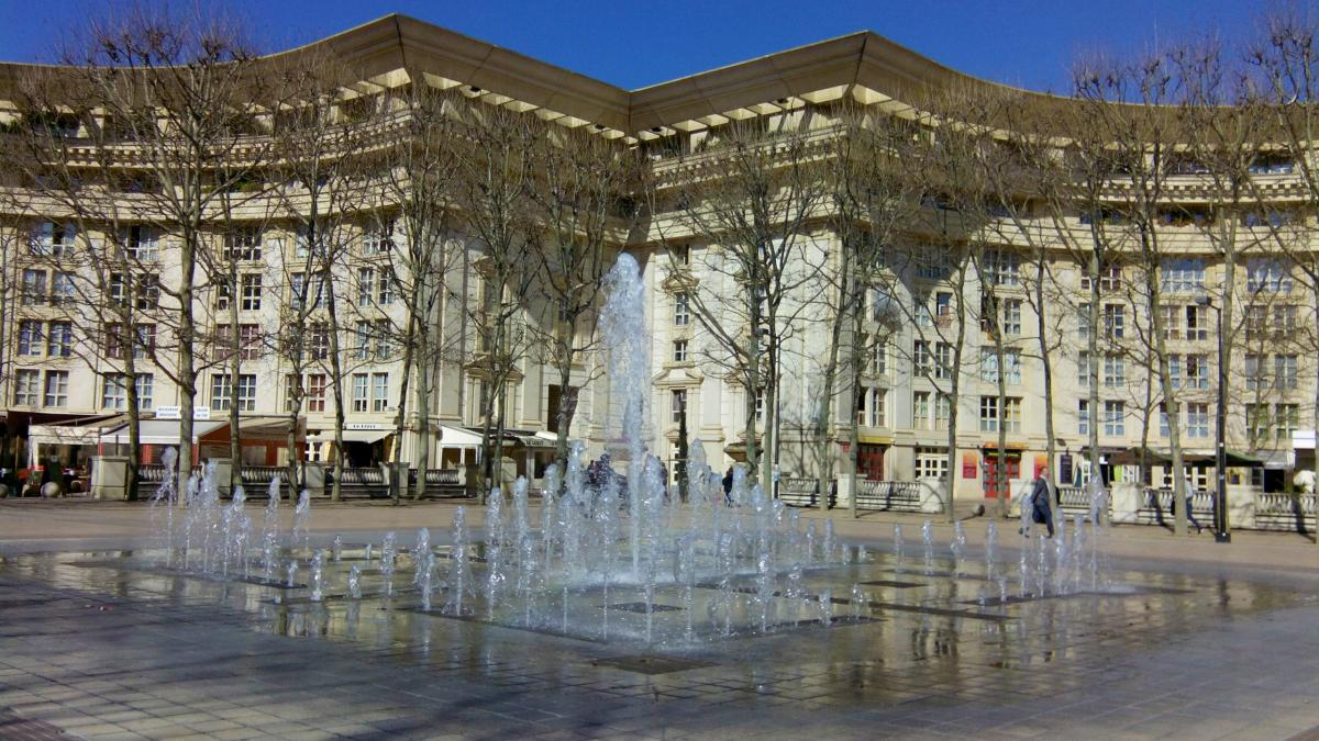 Plazas del barrio de Antigone | Montpellier Turismo