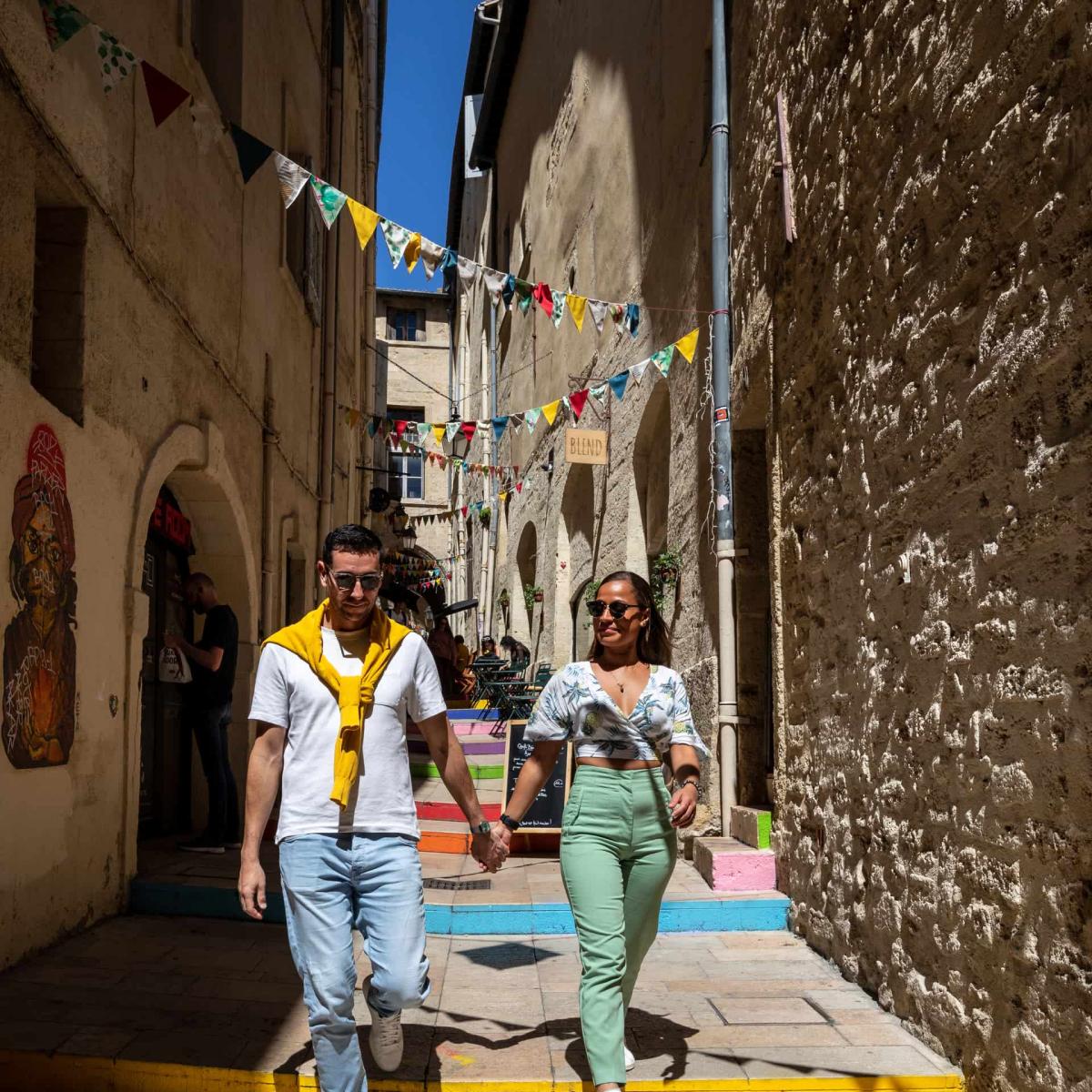 Take a stroll in the shade of medieval streets | Montpellier Tourism