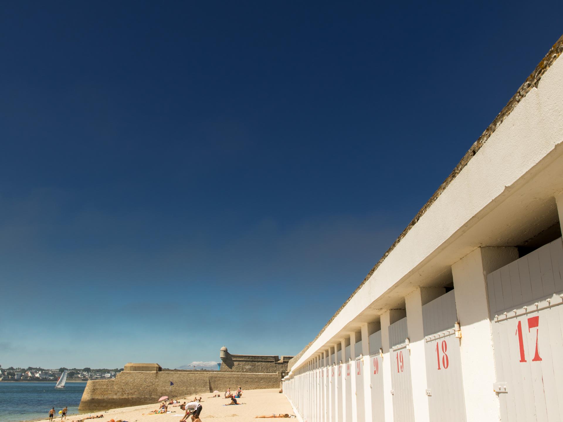 Port-Louis, découvrir sa citadelle, ses musées et ses plages | Tourisme ...