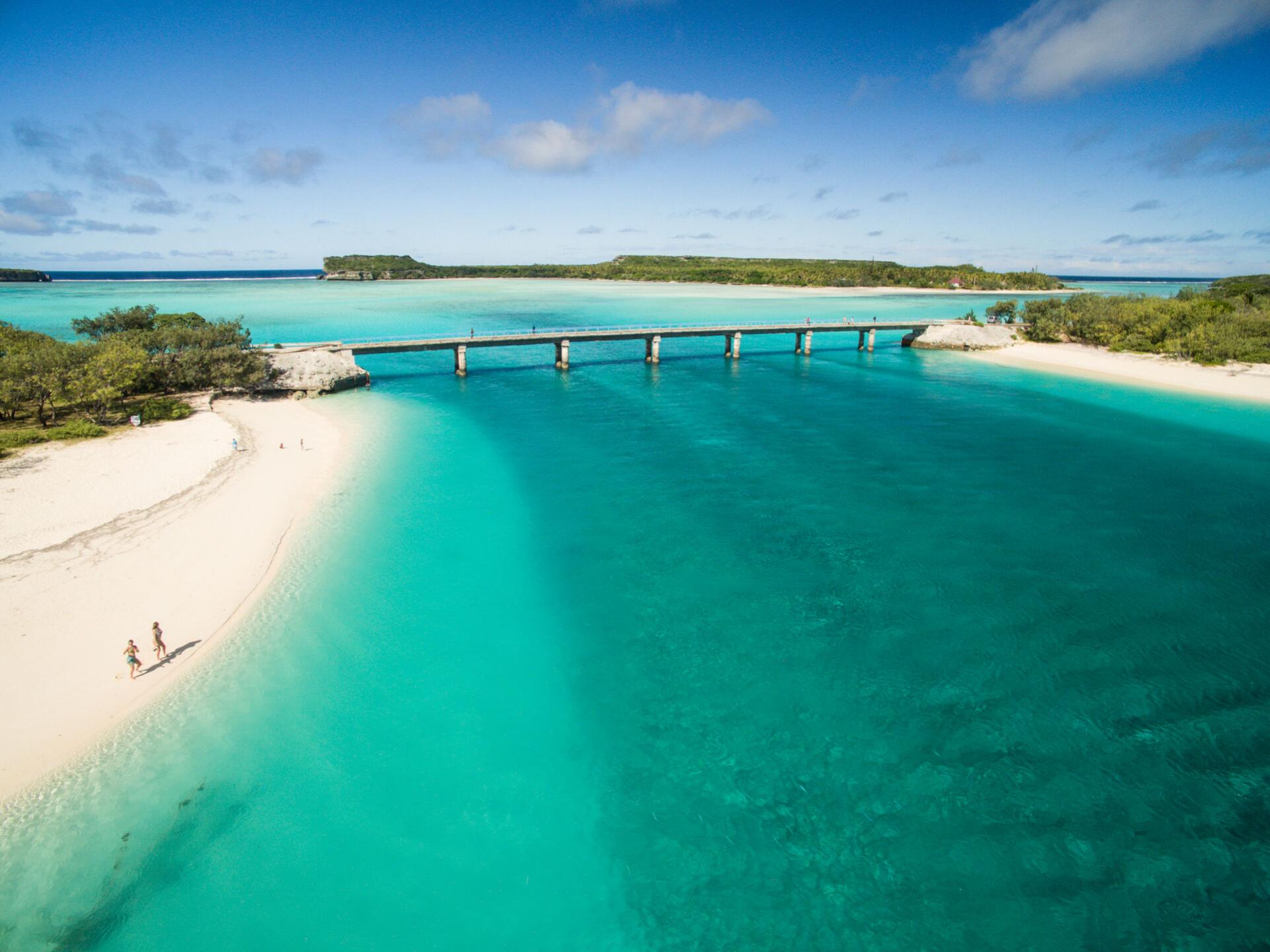 Visiter Ouvéa, île la plus proche du paradis | Nouvelle-Calédonie ...