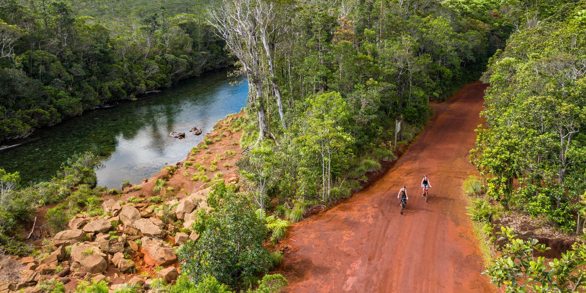 グランスッドで最高のアクティビティを見つけましょう | ニューカレドニア観光局 ニューカレドニア観光公式ウェブサイト