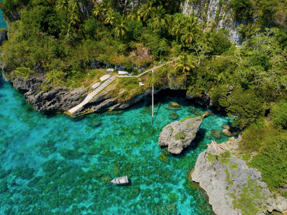 Visit the Cliffs of Jokin in Lifou | New Caledonia Tourism: The ...