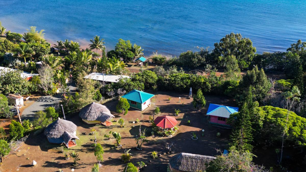Une journée à Thio avec Anaëlle et Steven | Nouvelle-Calédonie Tourisme ...