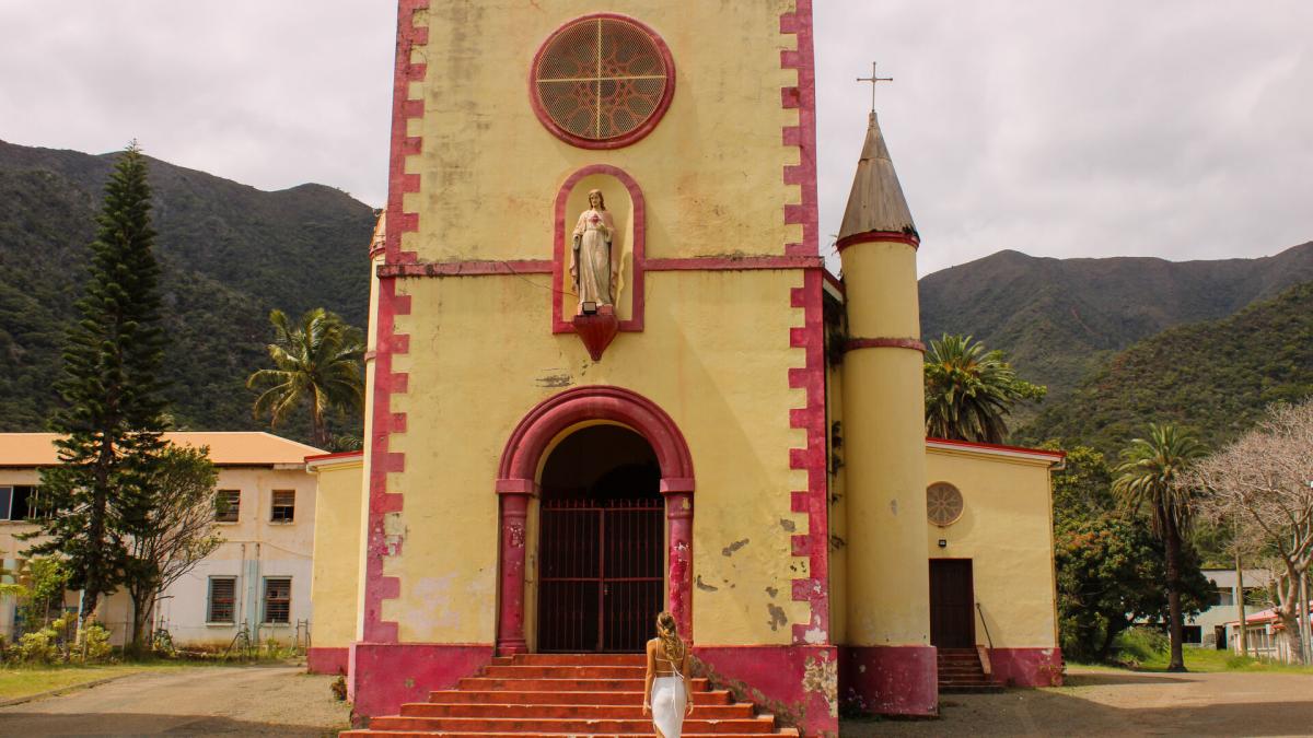 Une journée à Thio avec Anaëlle et Steven | Nouvelle-Calédonie Tourisme ...