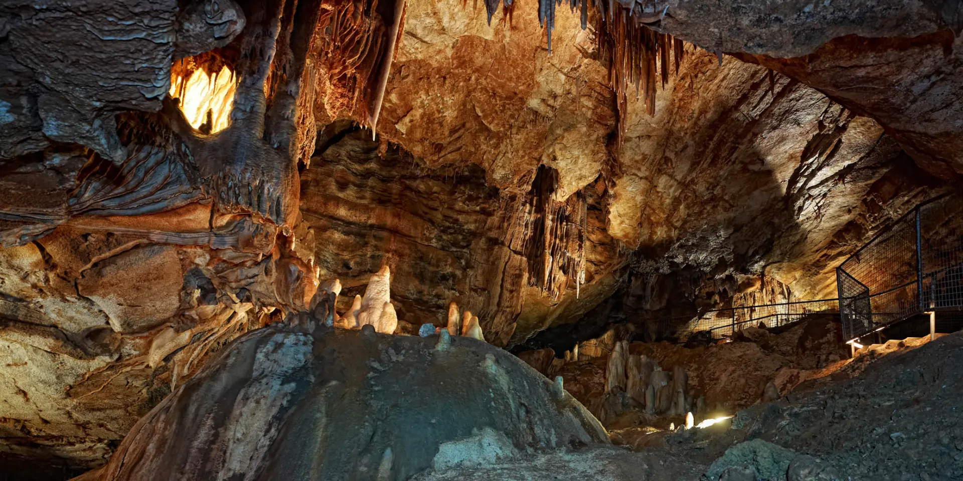Unveil the Mysteries of The Caves of Lacave in the Dordogne Valley ...