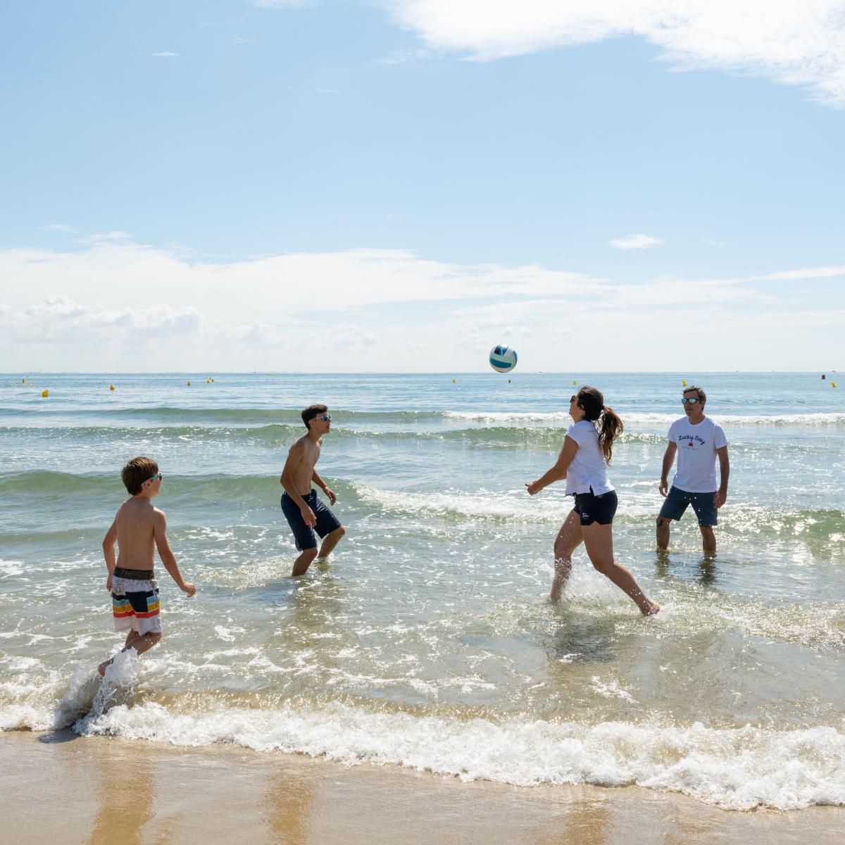 RESTAURANT LE PHARE (Palavas-les-Flots) | Site Officiel de l Office de ...